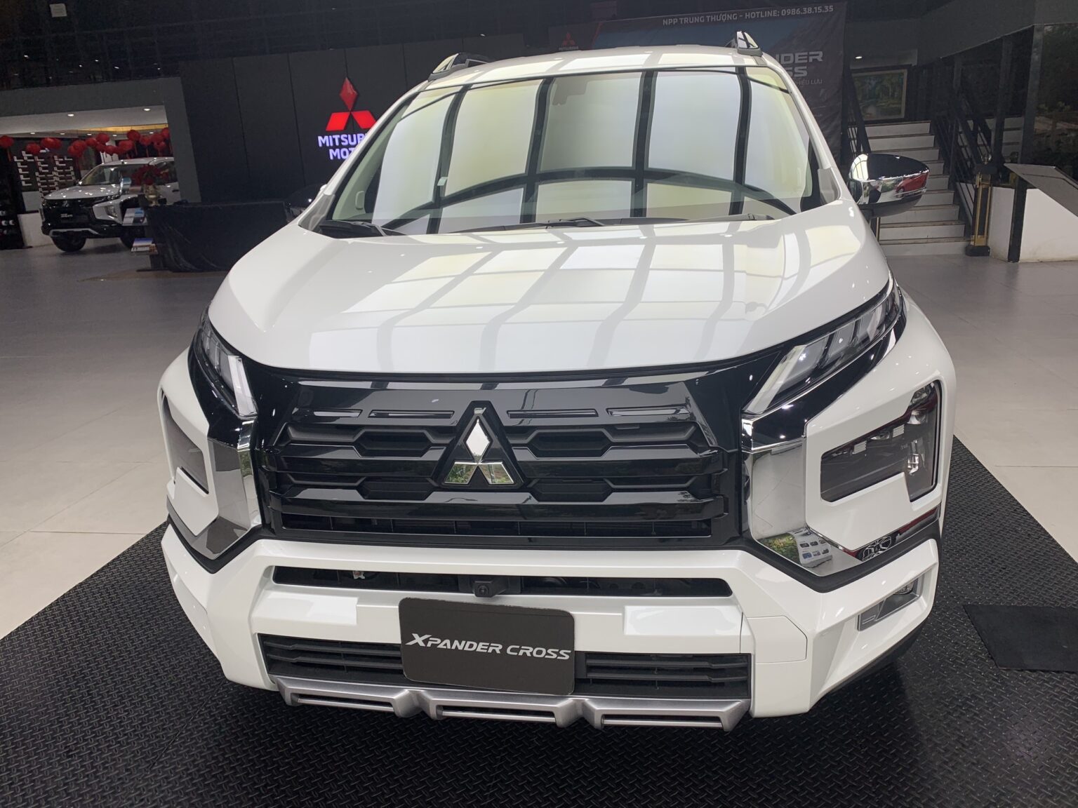 Mitsubishi Xpander Cross 2025 - Giá lăn bánh tốt nhất miền Bắc